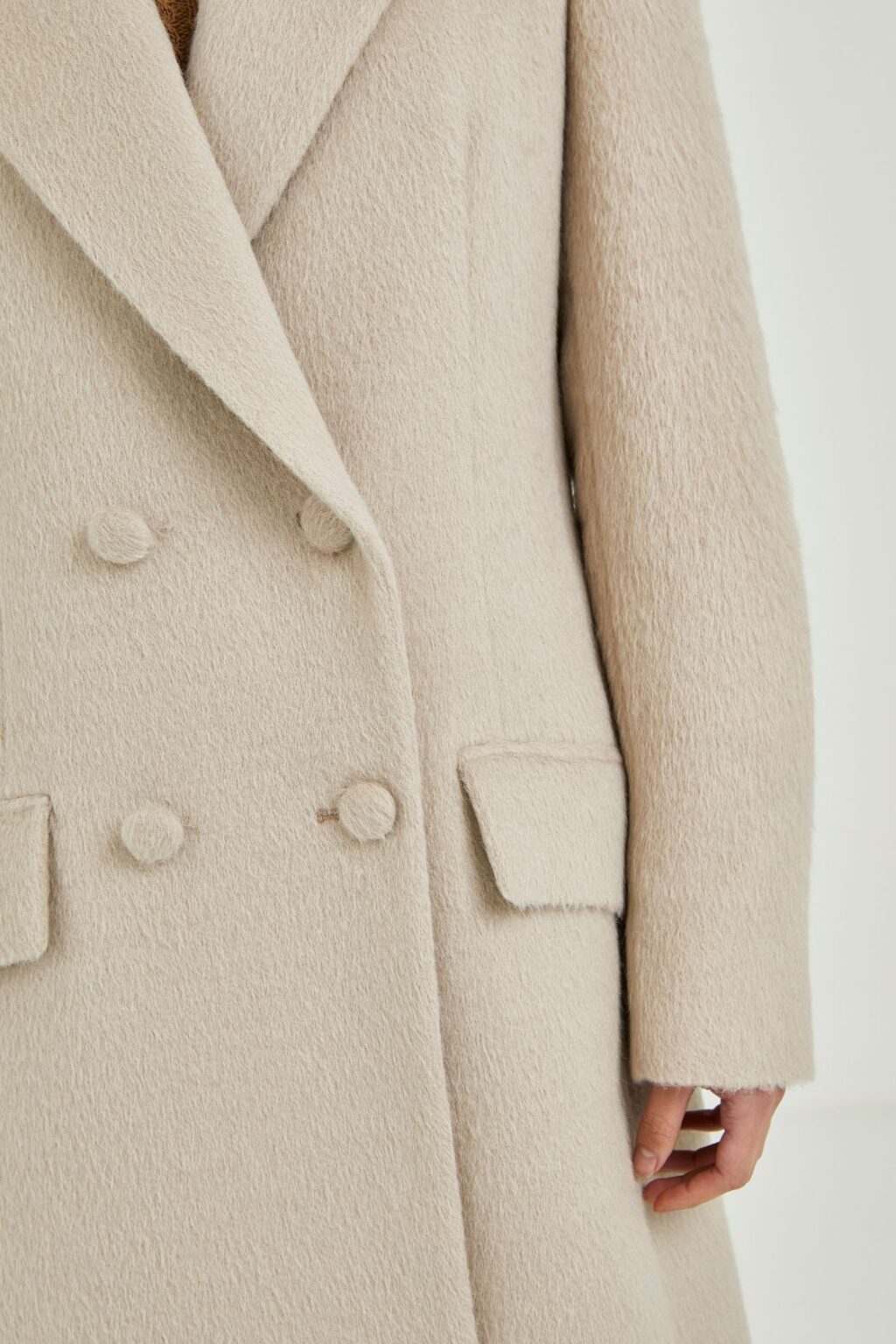 Four-button suri long coat - Tom Gutie